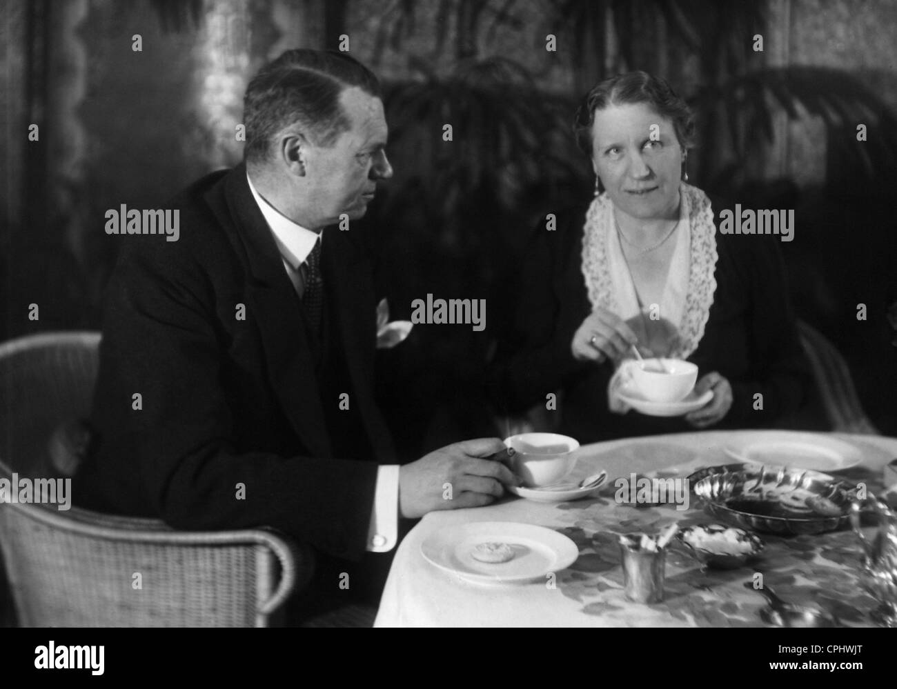 Mayor of berlin heinrich sahm hi-res stock photography and images - Alamy