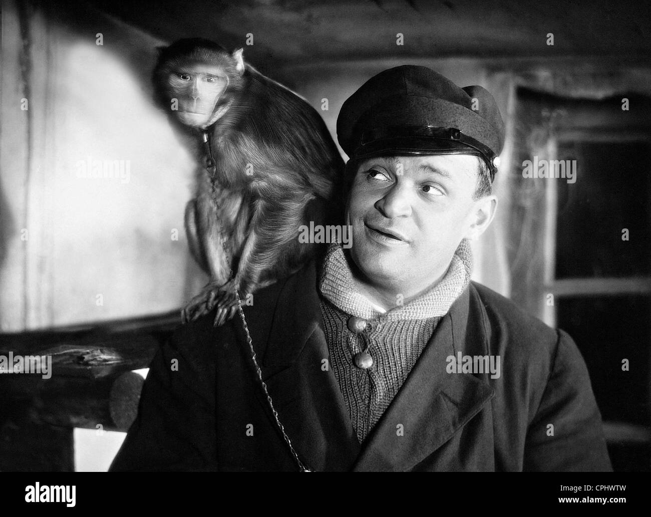 Fritz Kortner in 'The ship of lost people', 1929 Stock Photo - Alamy