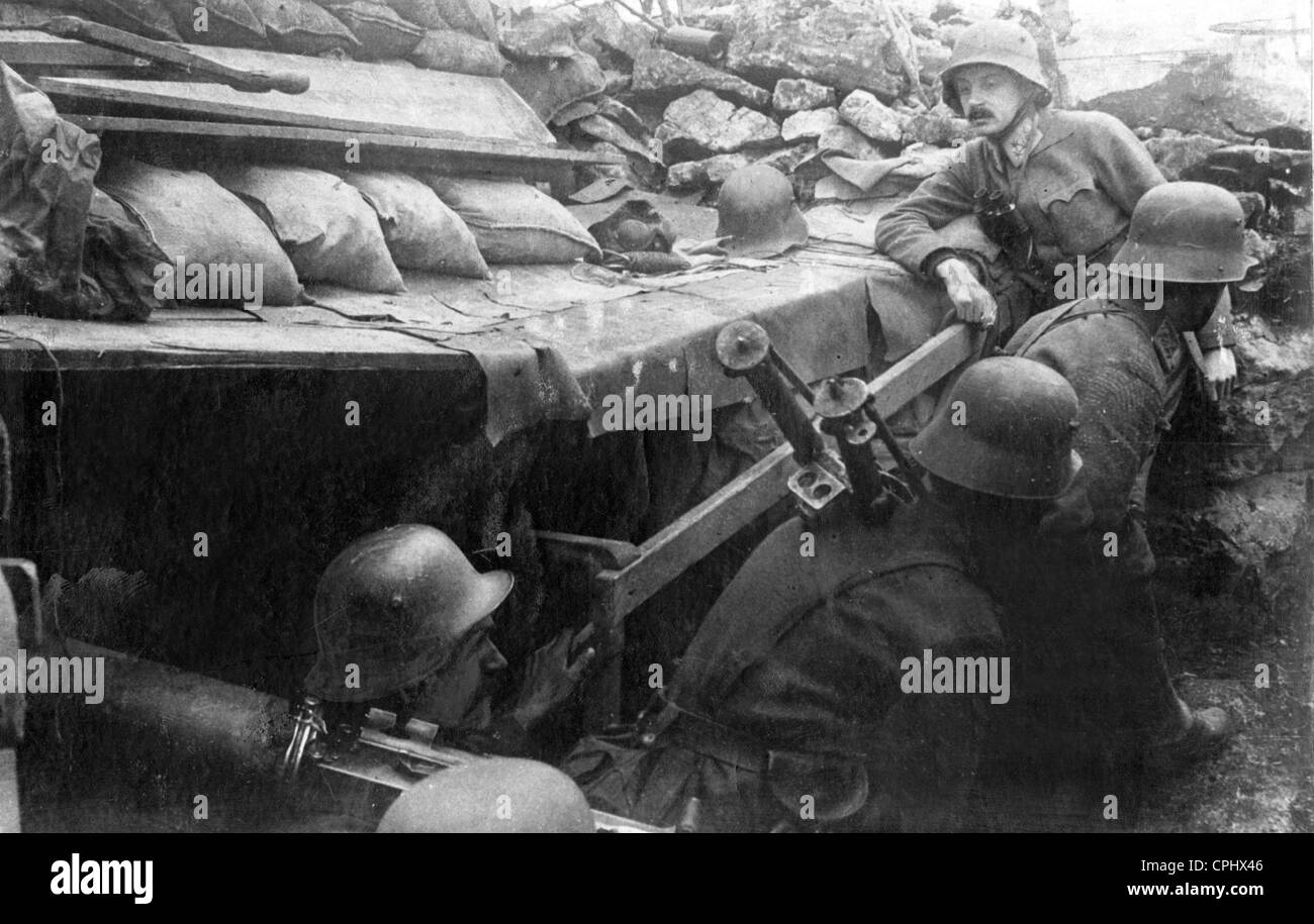 Austrian soldiers during one of the battles of Isonzo, 1917 Stock Photo ...