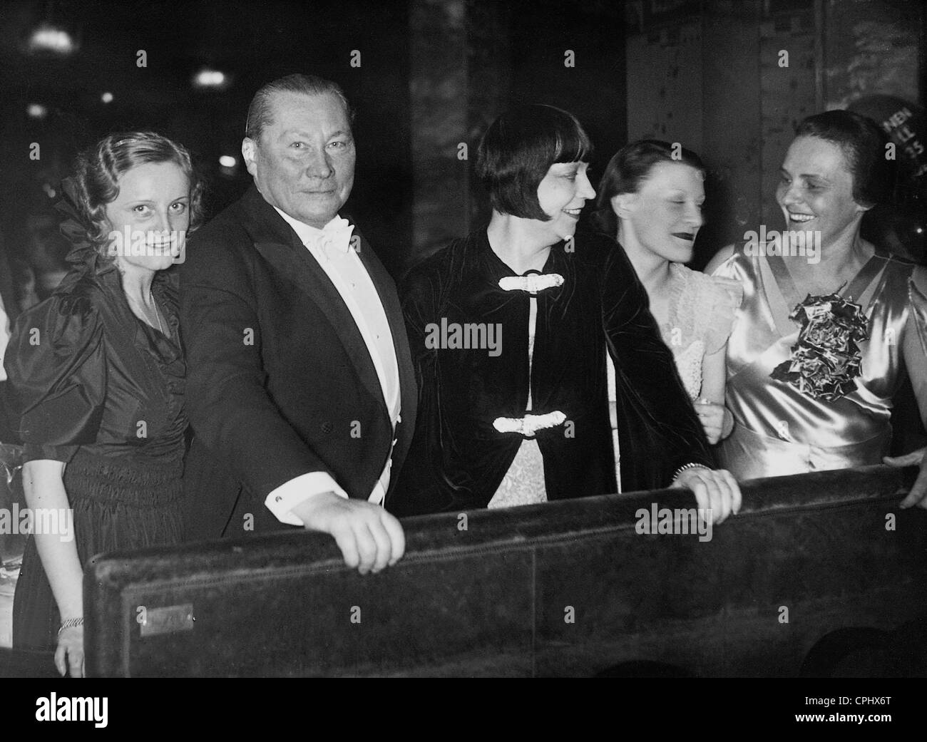 Mrs. Wegener, Paul Wegener, Asta Nielsen, Inge List and Leopoldine ...