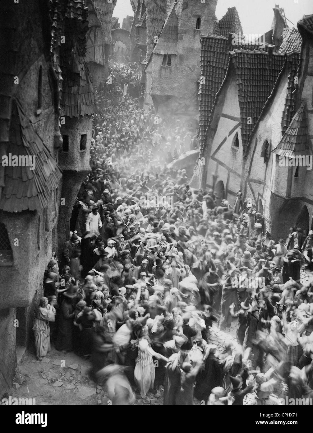 Scene from 'Der Golem', 1915 Stock Photo - Alamy
