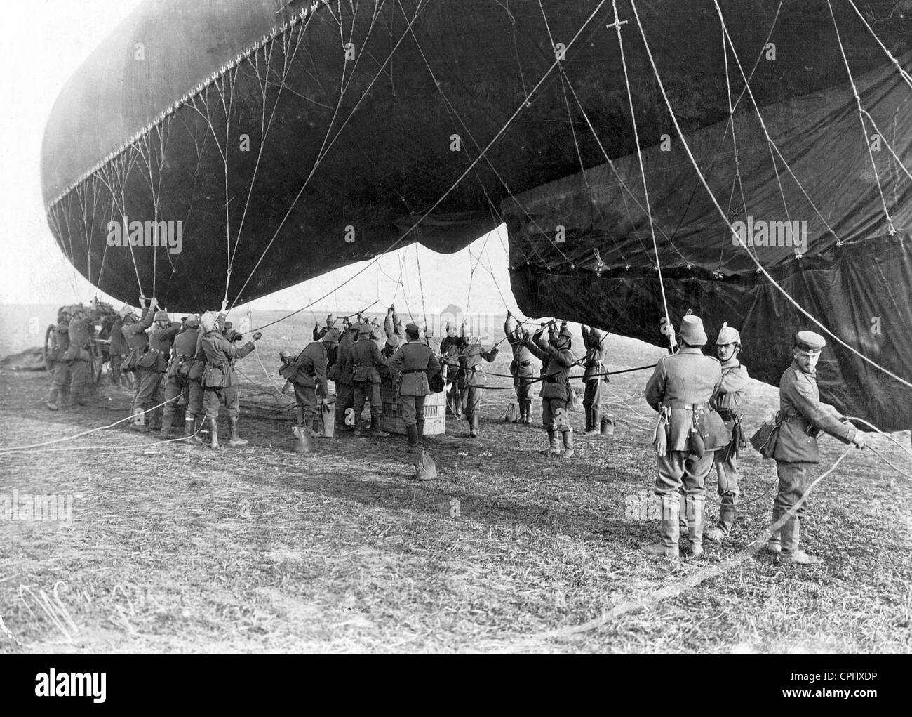 German captive balloon is made ready for ascension in 1915 Stock Photo ...