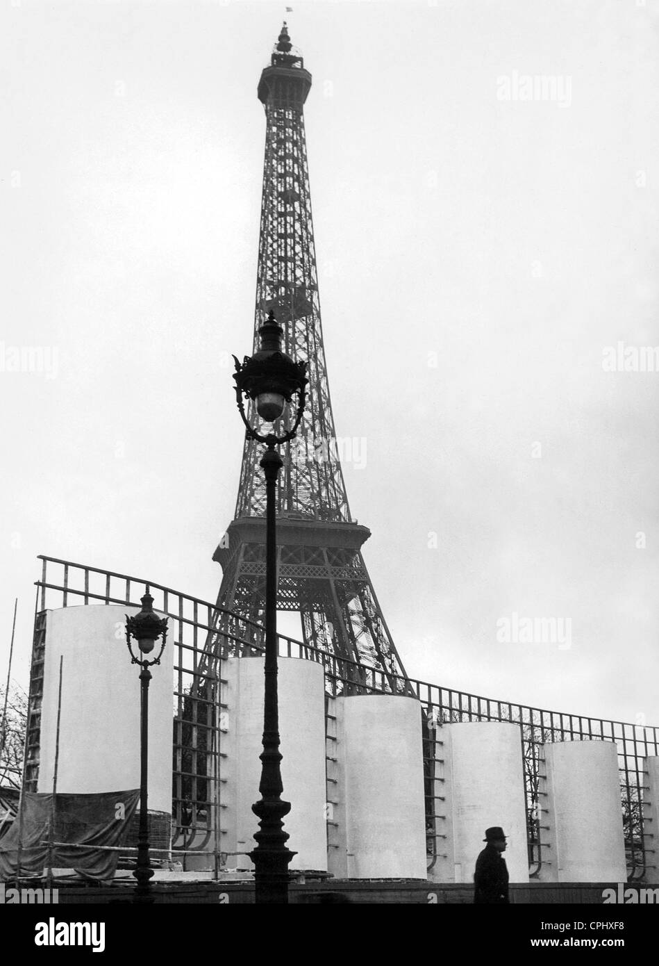 At the paris world exhibition of 1937 hi-res stock photography and ...