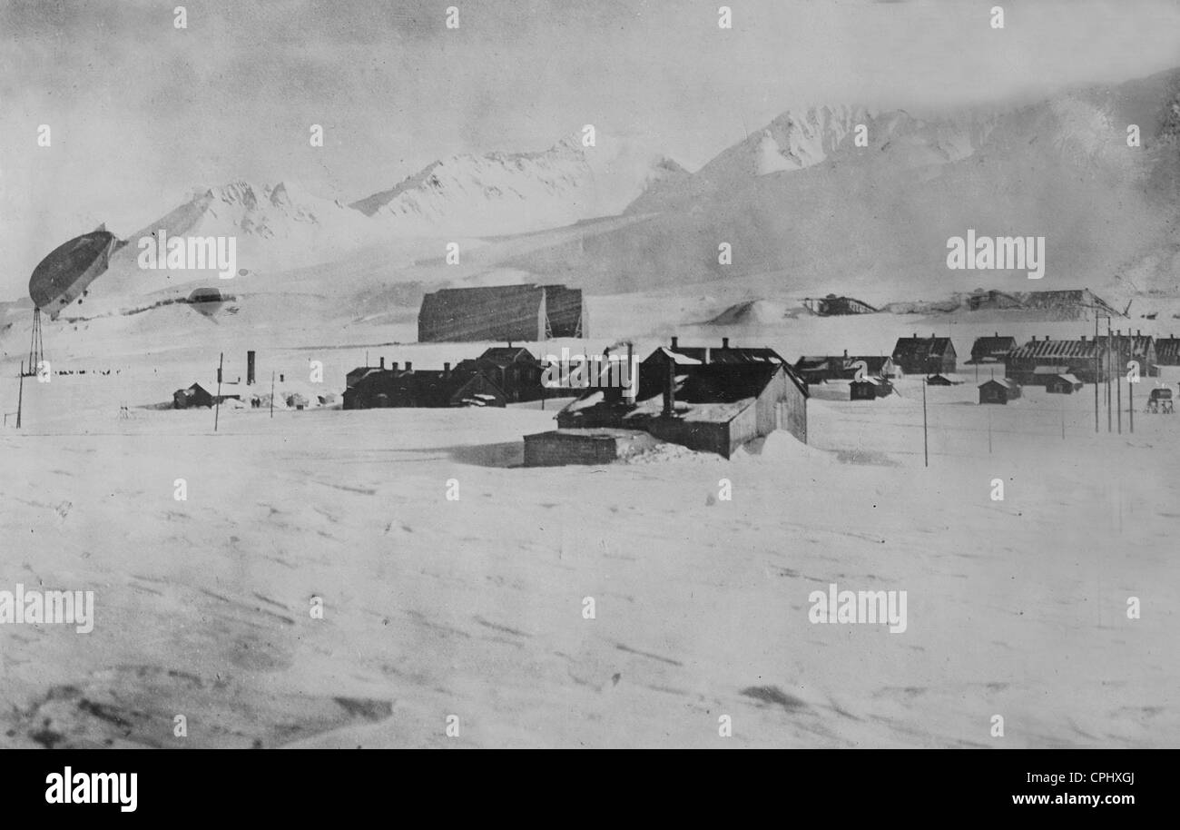 Research expedition Black and White Stock Photos & Images - Alamy