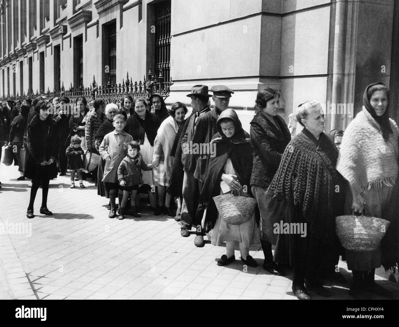 Waiting in queue Black and White Stock Photos & Images - Alamy
