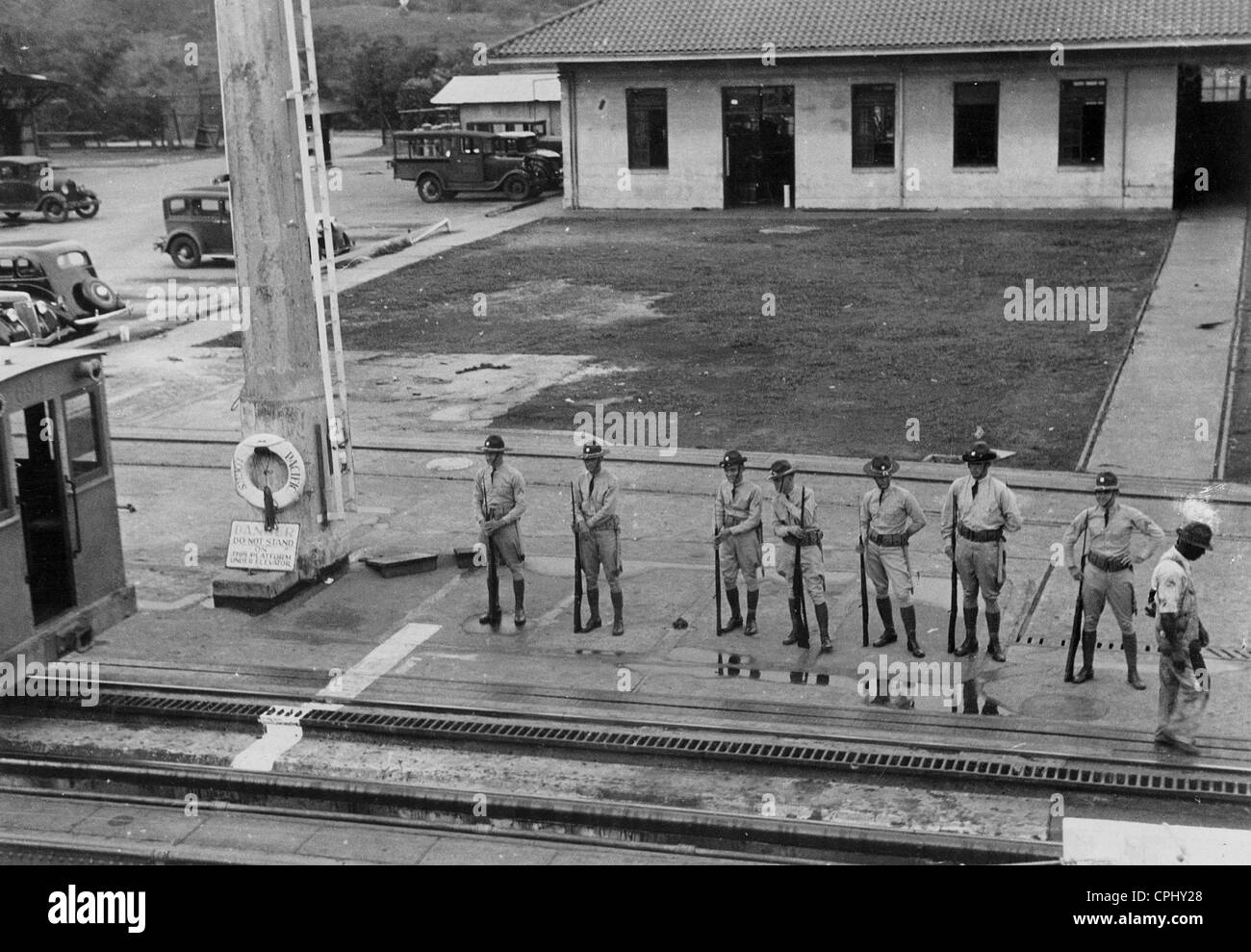 U.S. soldiers at the Panama Canal Stock Photo - Alamy
