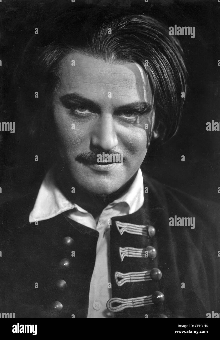 Adolf Wohlbrueck in 'The Gypsy Baron', 1935 Stock Photo - Alamy