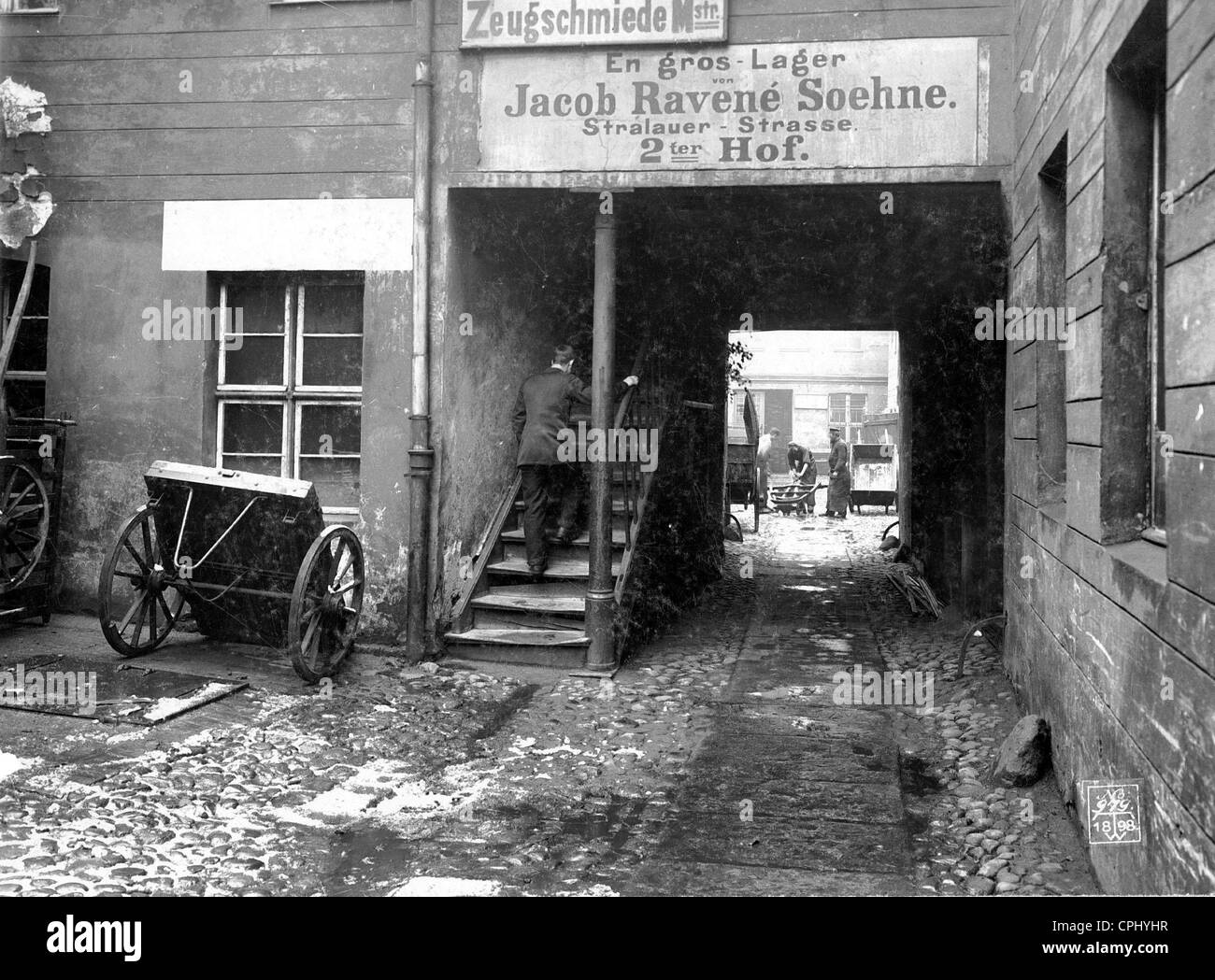 Living and working yard in Berlin around 1880 Stock Photo - Alamy