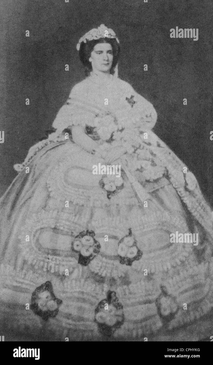 Queen maria hi-res stock photography and images - Alamy