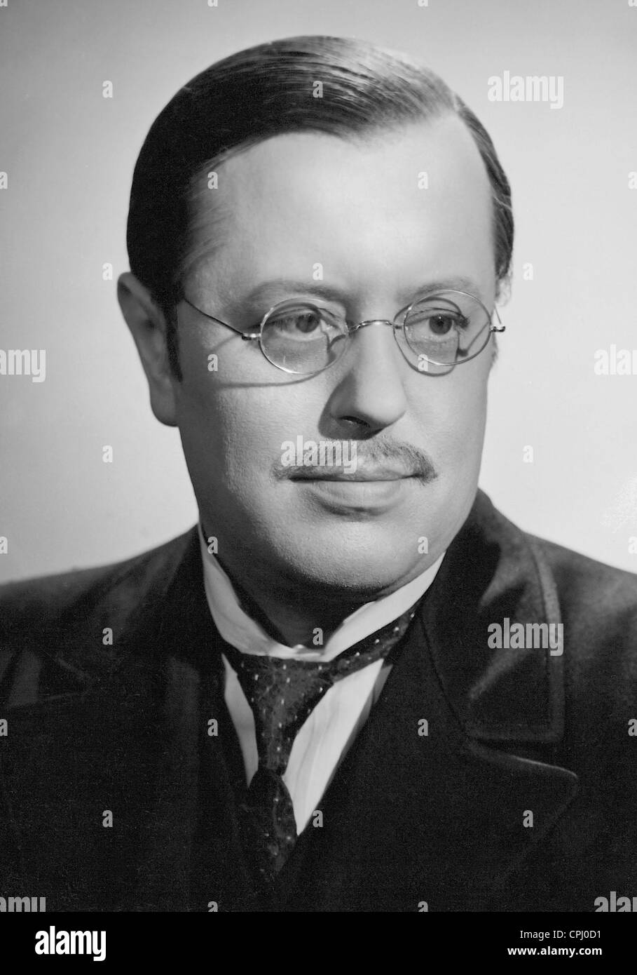 Paul Dahlke in 'Romance in a Minor Key ', 1943 Stock Photo - Alamy