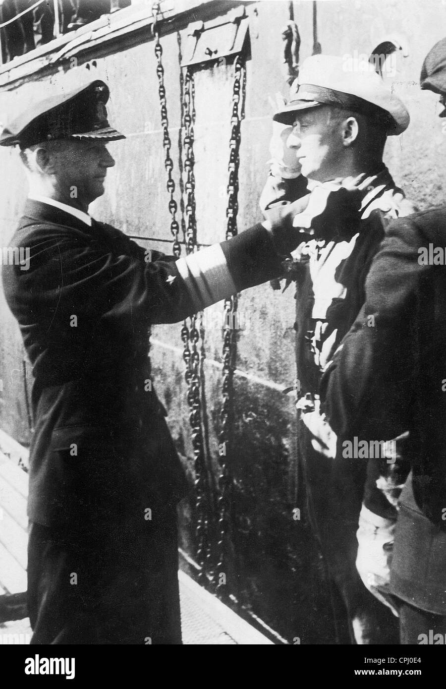Karl Doenitz awards Guenter Hessler the Knight's Cross, 1941 Stock ...