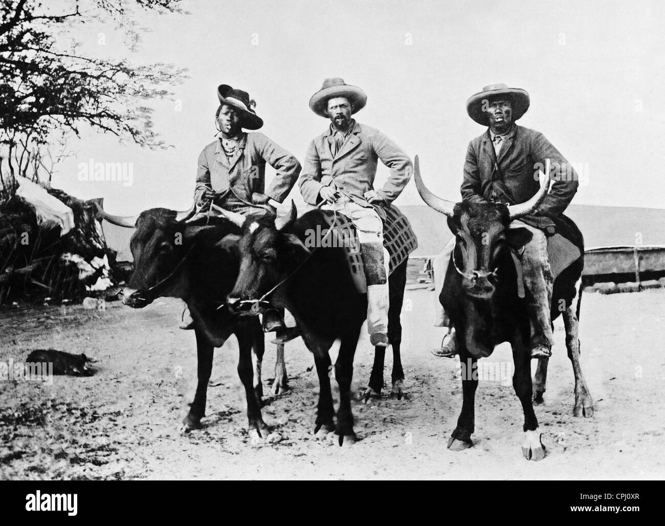 Hereros hi-res stock photography and images - Alamy