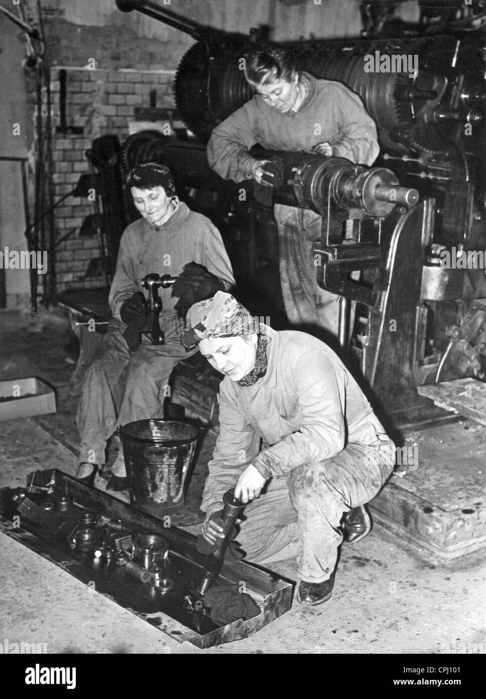 Printing press maintenance hi-res stock photography and images - Alamy