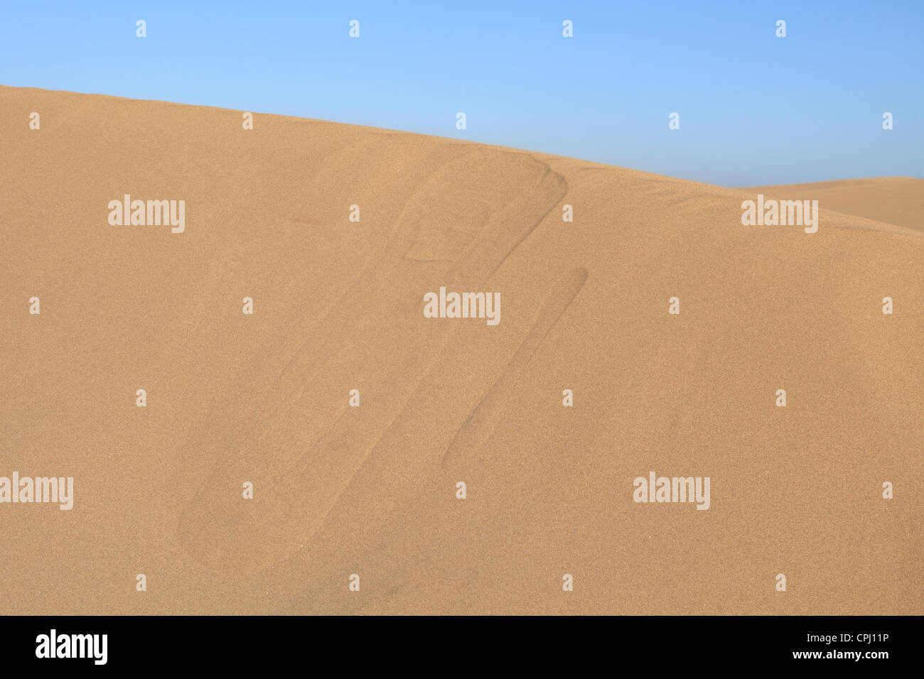 Ridge of a high sand dune Stock Photo - Alamy