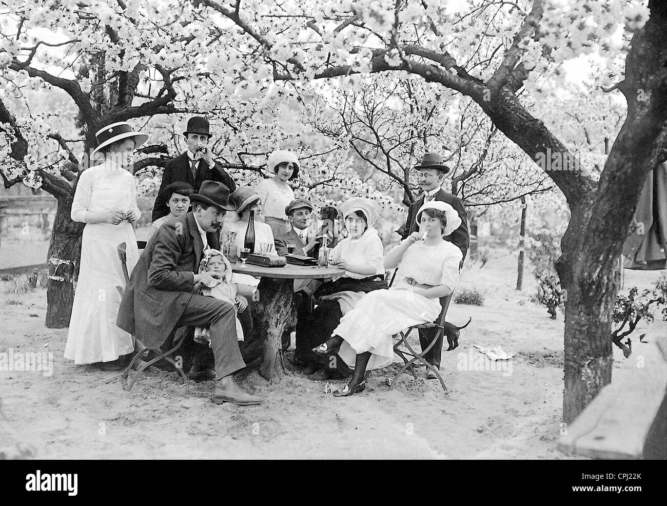 Family organisation Black and White Stock Photos & Images - Alamy