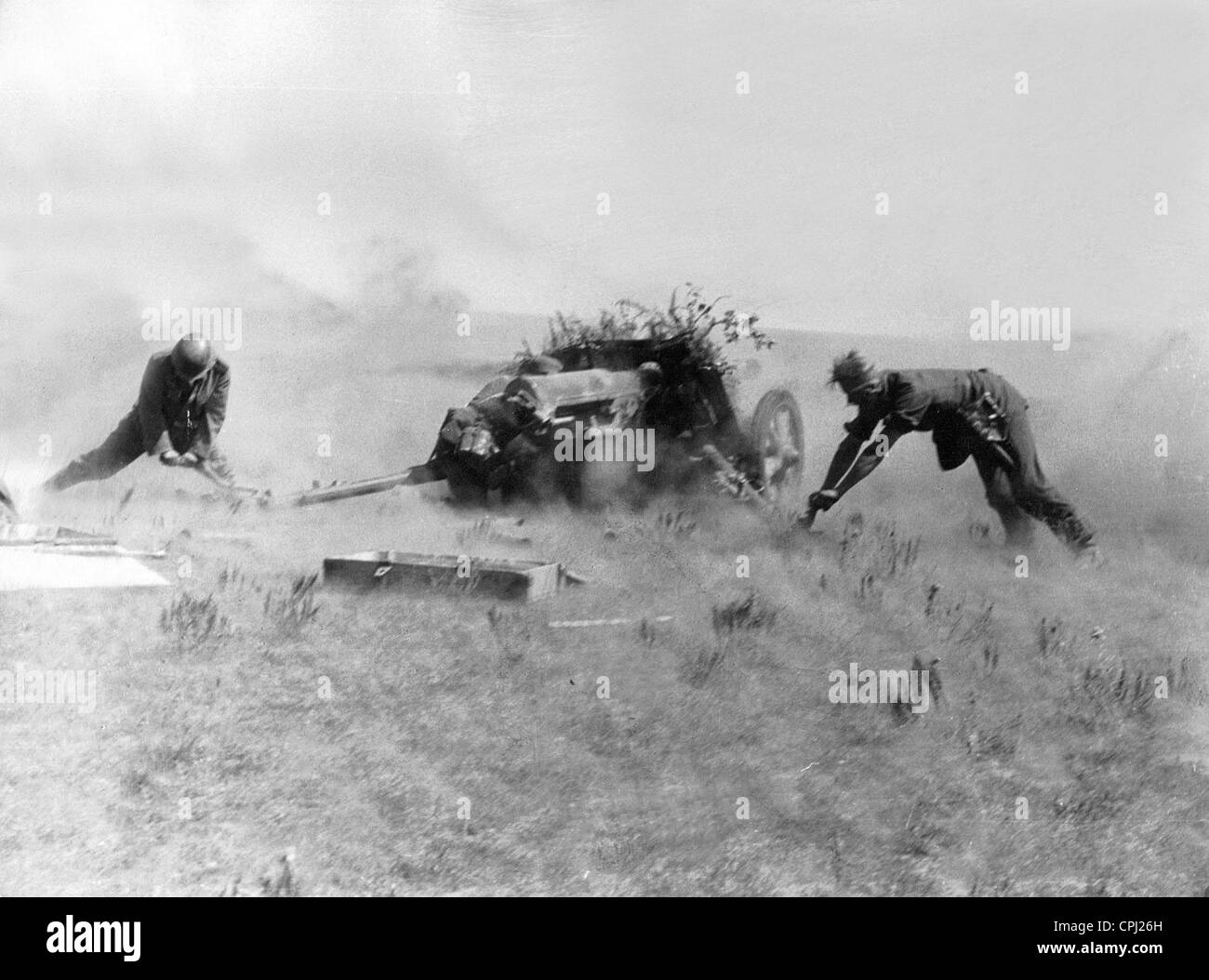 Anti tank gun hi-res stock photography and images - Alamy