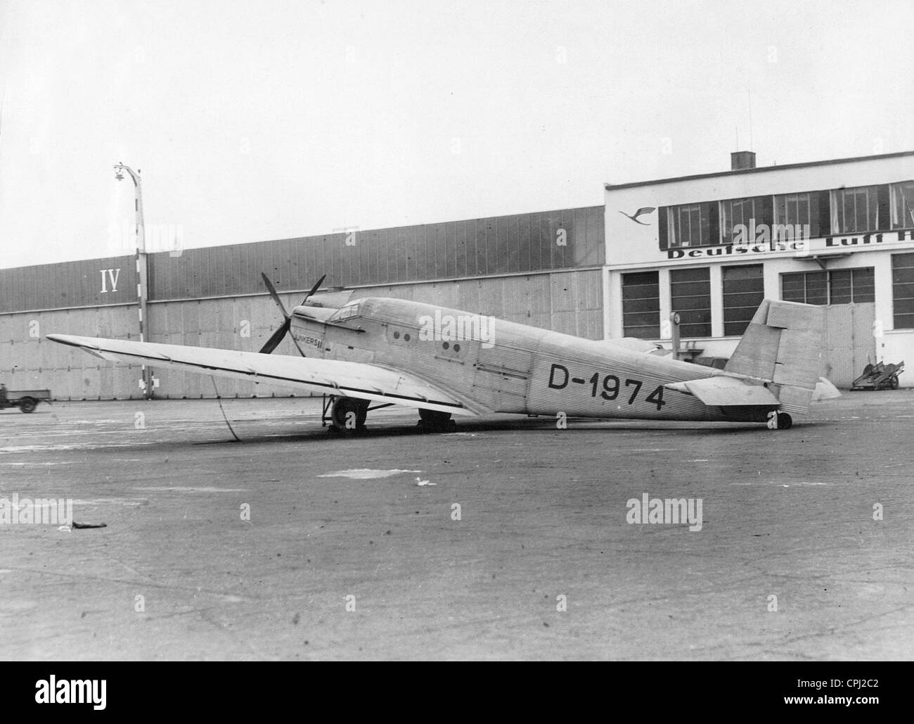 Junkers ju 52 plane hi-res stock photography and images - Alamy