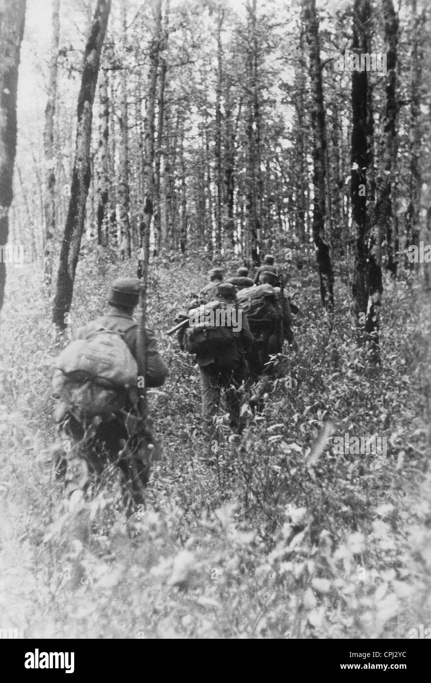 Mountain troops hi-res stock photography and images - Alamy