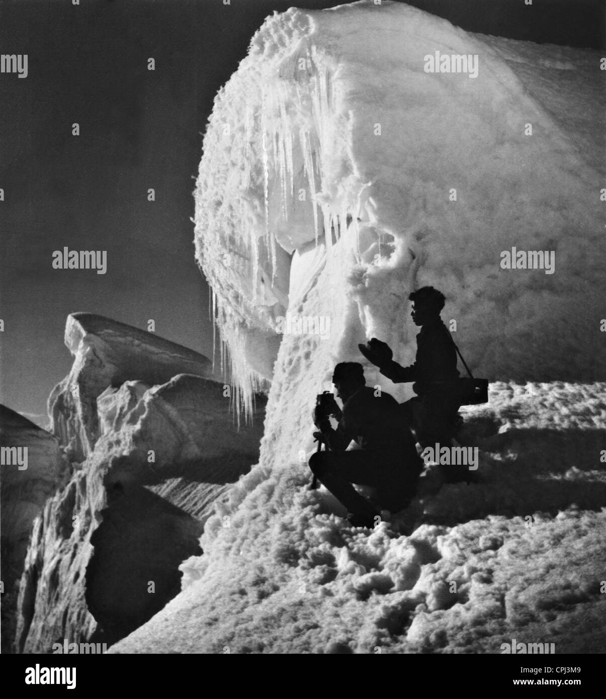 Fritz Bechtold during the Nangar Parbat expedition, 1936 Stock Photo ...