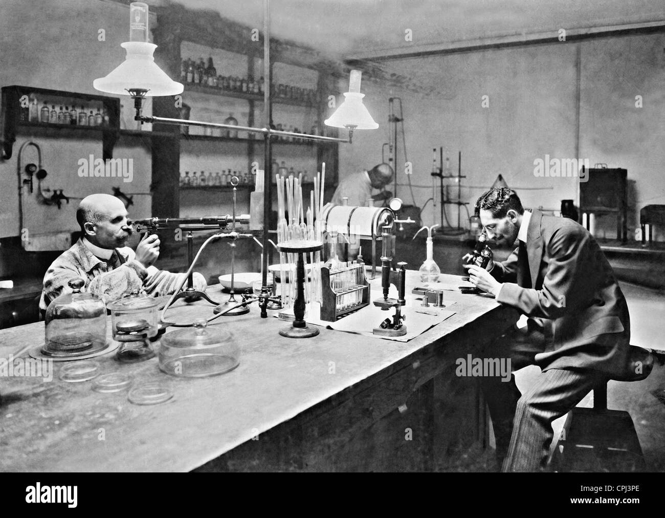 Chemistry laboratory berlin university hi-res stock photography and ...