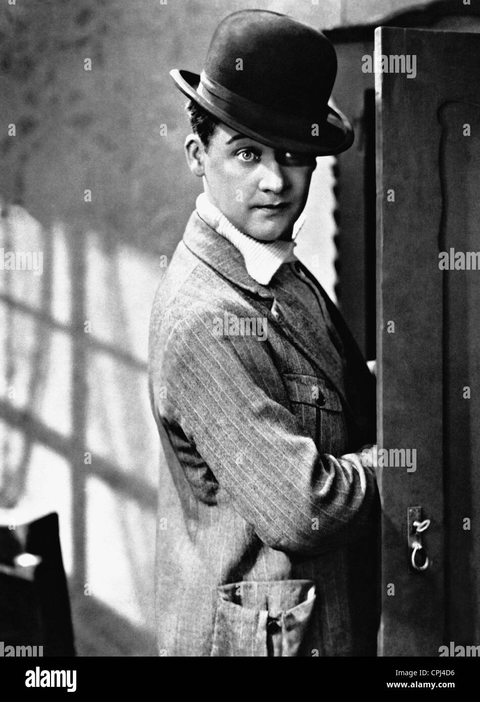 Max hansen hi-res stock photography and images - Alamy