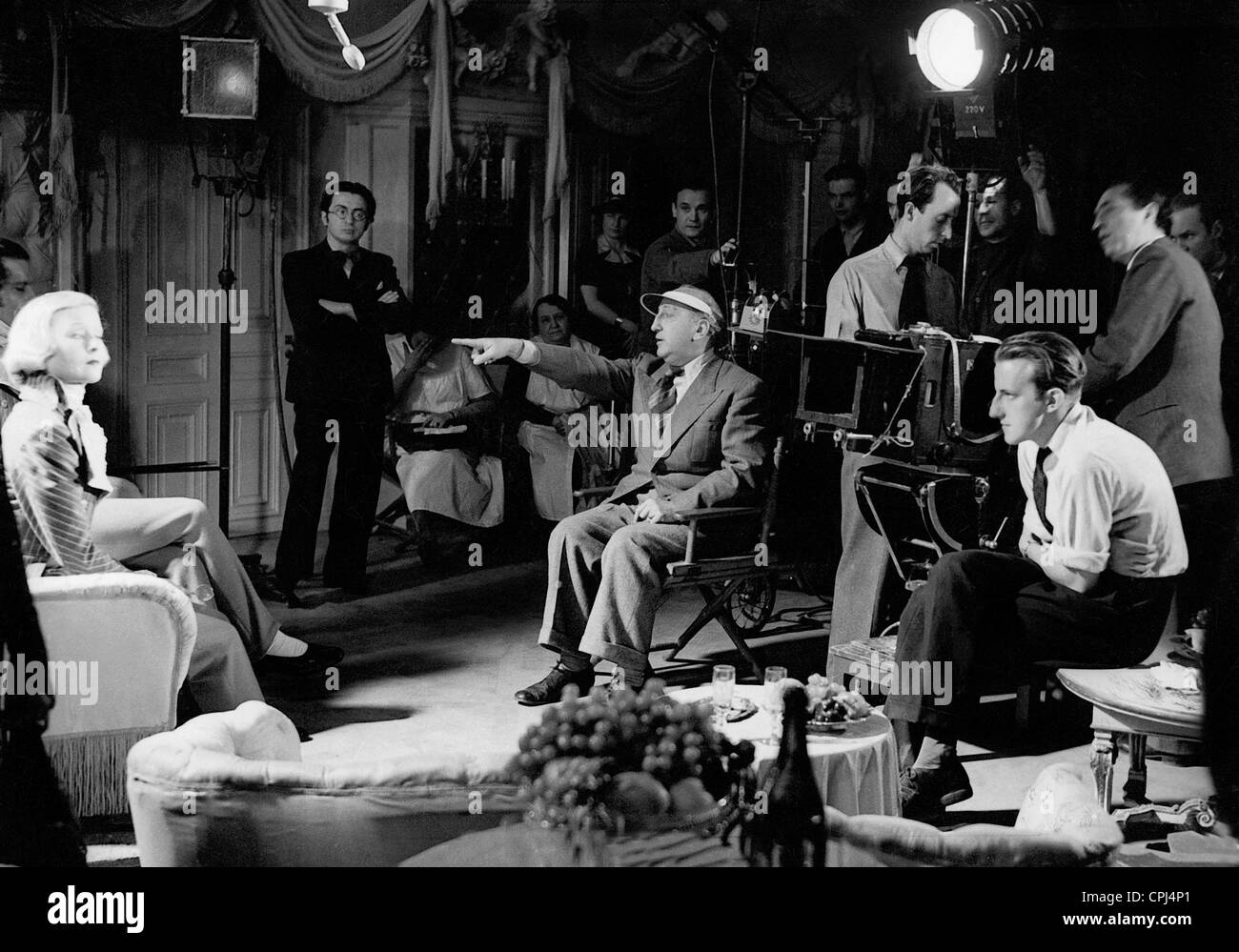 Lilian Harvey, Karl Ritter and Guenther Anders during the filming of ...