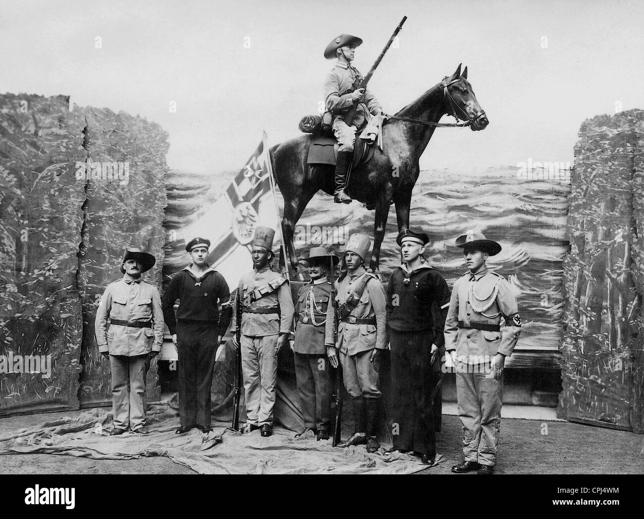 Colonial soldiers hi-res stock photography and images - Alamy