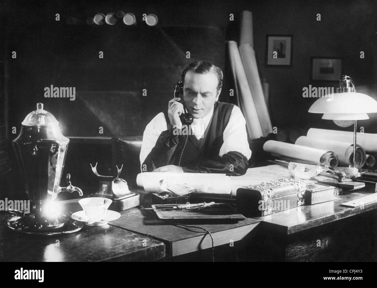 Paul Hartmann in 'F. P.1 Doesn't Answer', 1932 Stock Photo - Alamy