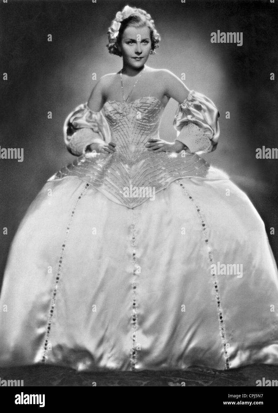 Renate Mueller in 'Liselotte von der Pfalz', 1935 Stock Photo - Alamy
