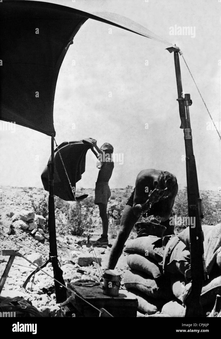 Ground soldier Black and White Stock Photos & Images - Alamy