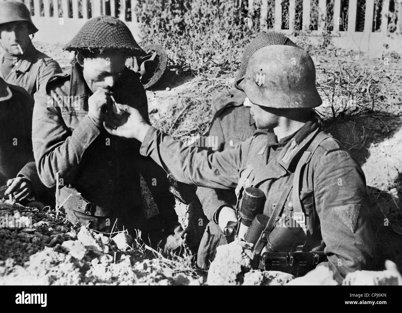 German soldier with captured Brits, 1943 Stock Photo - Alamy