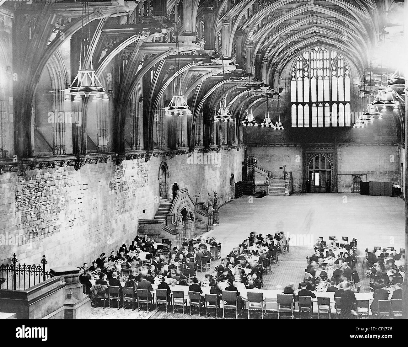 Reception for American Legionnaire soldiers in Westminster Hall, 1937 ...