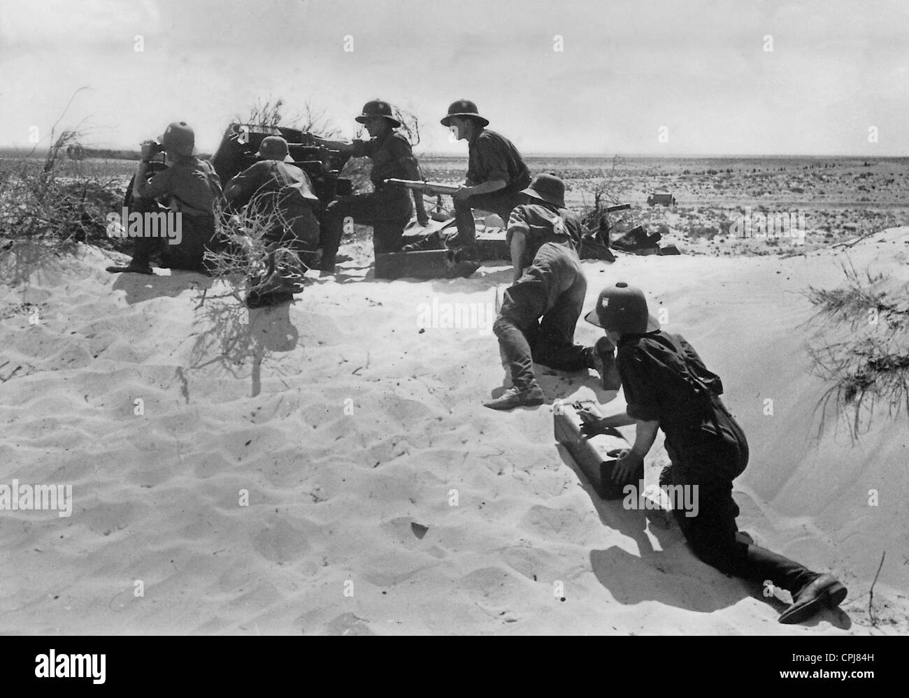 Tank destroyer german africa corps desert hi-res stock photography and ...