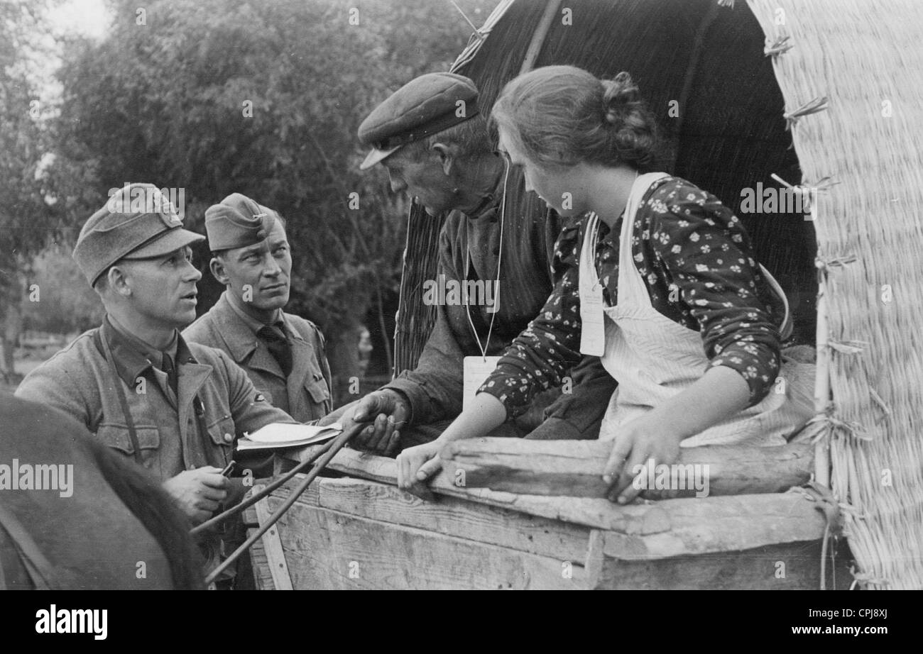 German-Russians from Bessarabia, 1940 Stock Photo - Alamy