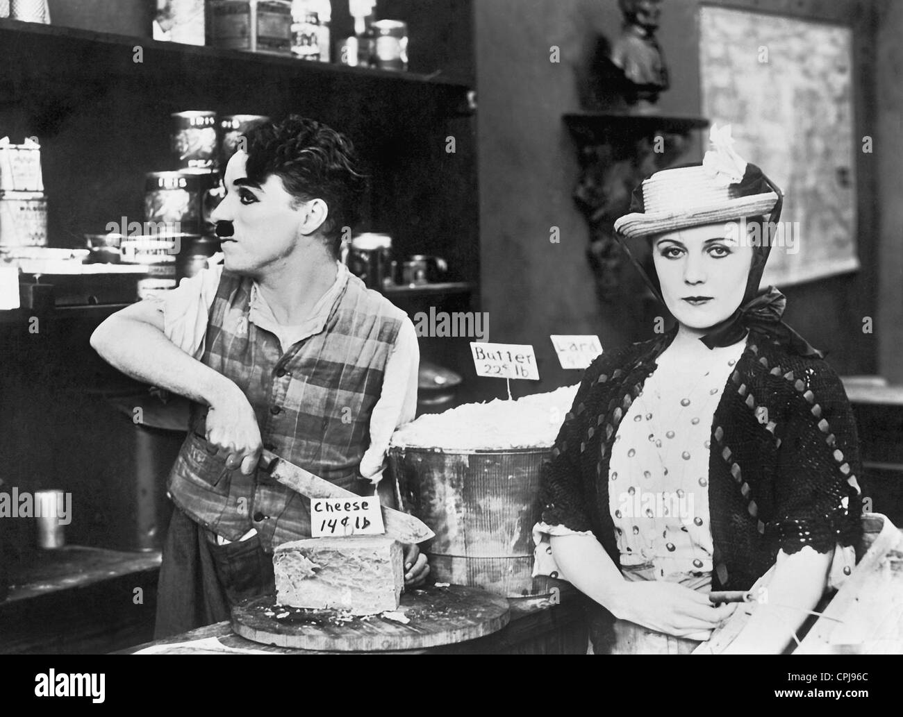 Charles Chaplin in a film scene Stock Photo - Alamy