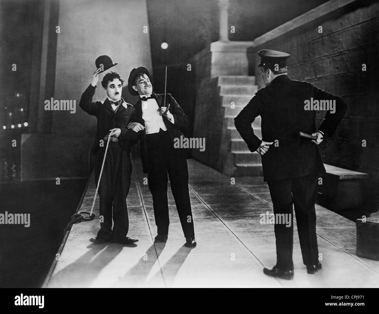 Charles chaplin as tramp in city lights hi-res stock photography and ...