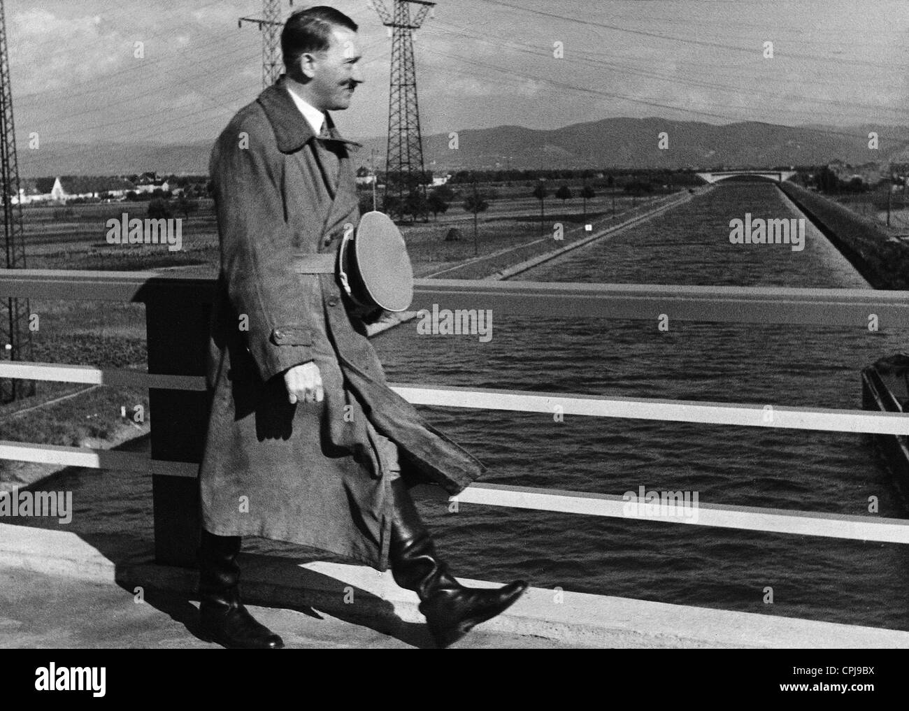 Adolf Hitler on the Neckar bridge Stock Photo - Alamy