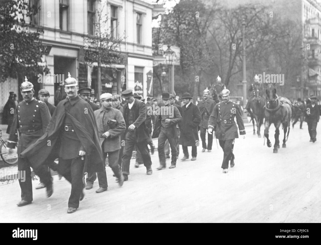 Strikebreakers High Resolution Stock Photography and Images - Alamy