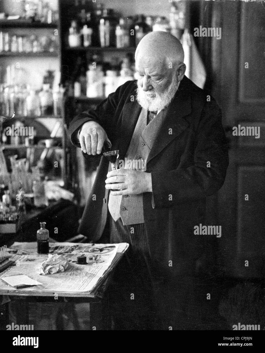 Wilhelm Ostwald (1853-1932), German chemist and winner of the Nobel ...