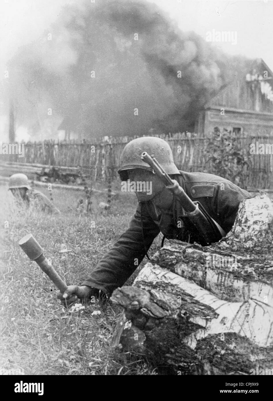German soldier combat russian town hi-res stock photography and images ...