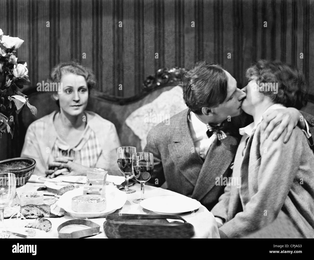 Brigitte Helm und Fritz Rasp in 'Die Liebe der Jeanne Ney', 1927 Stock ...
