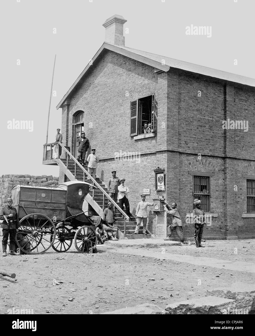 Post war british buildings hi-res stock photography and images - Alamy