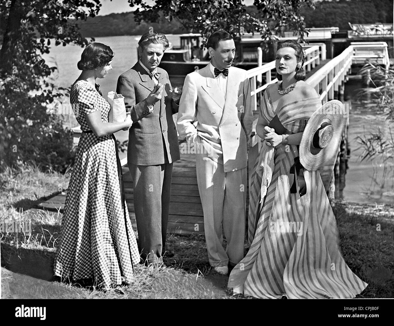 Jane Tilden, Paul Hoerbiger, Willy Birgel and Zarah Leander in 'The ...