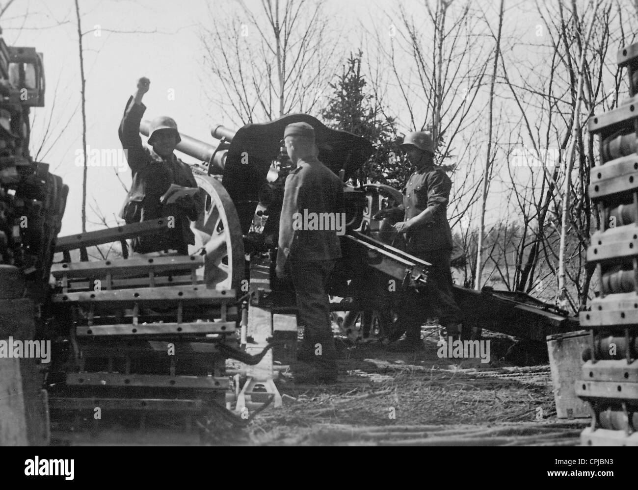 German artillery in WWII on the Eastern front, 1942 Stock Photo - Alamy