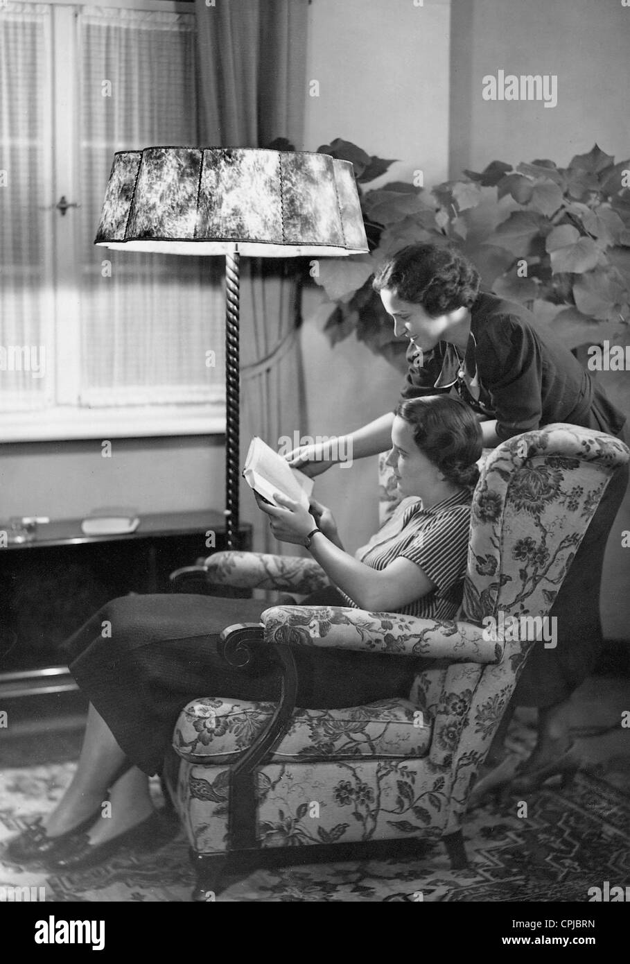 Women reading, 1938 Stock Photo - Alamy
