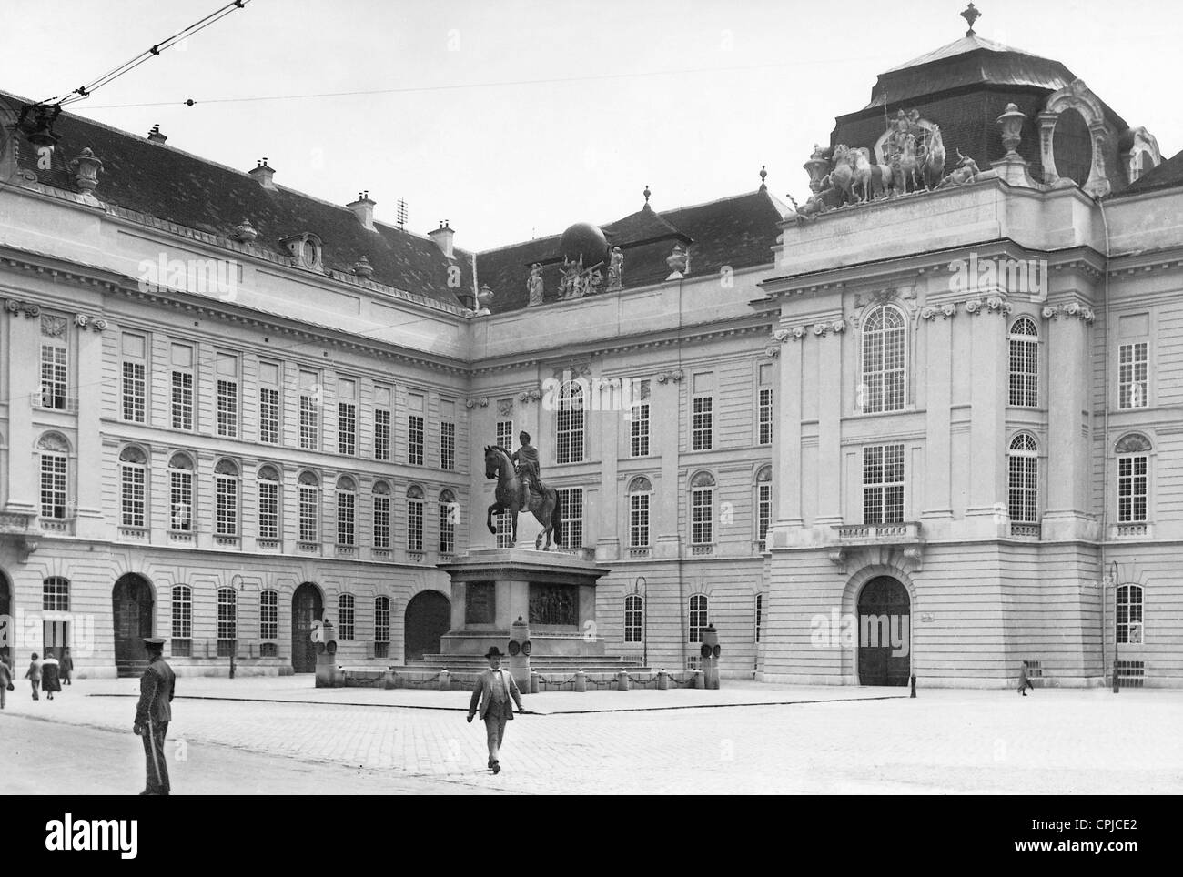 Josefsplatz in front of the Vienna Hofburg, 1931 Stock Photo - Alamy
