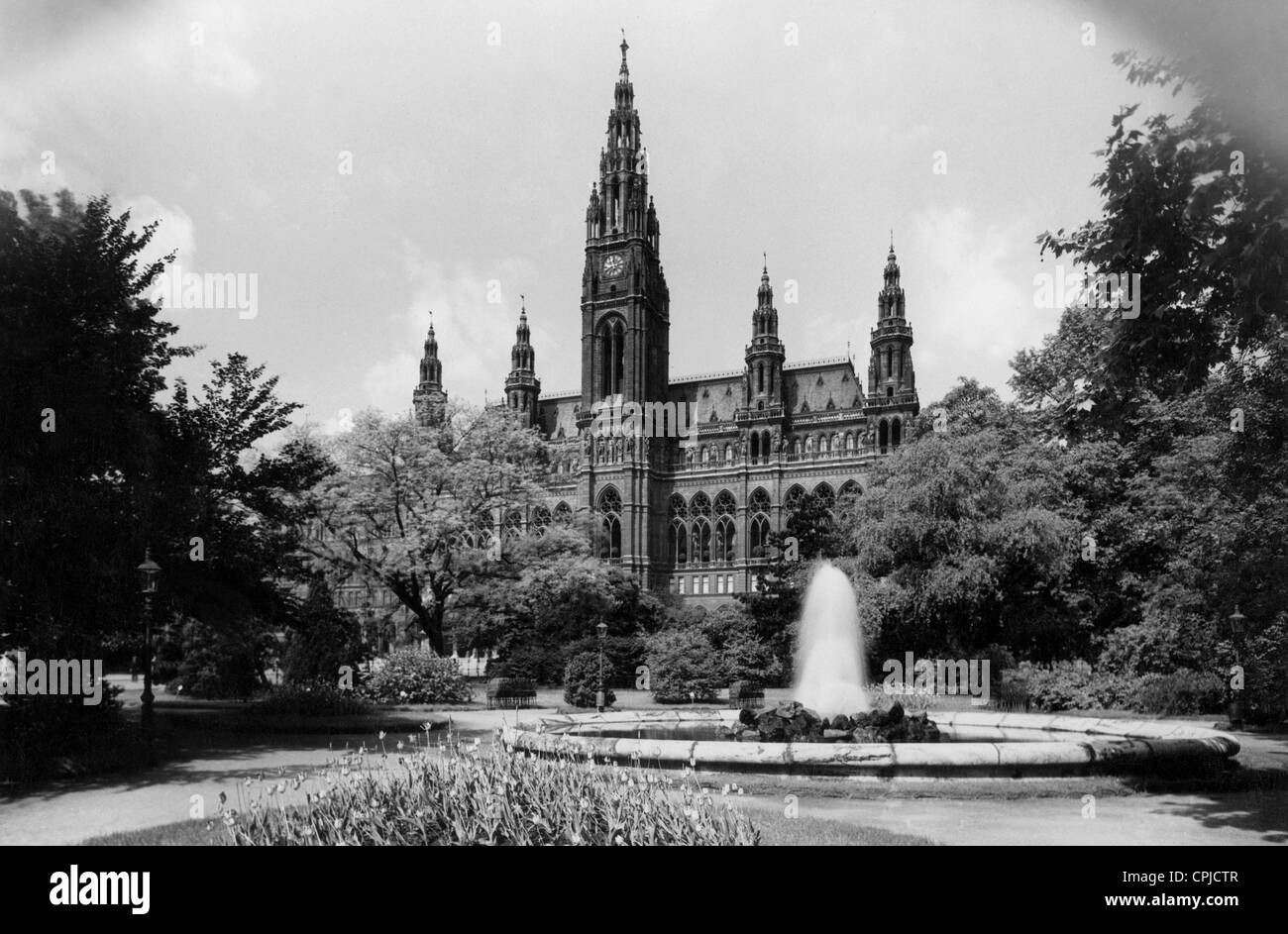 New city hall in Vienna, 1934 Stock Photo - Alamy