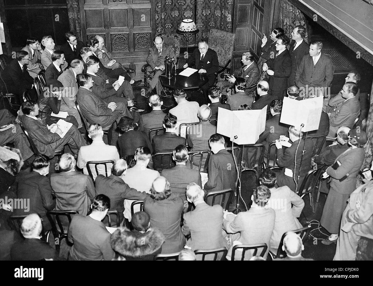 Maxim M. Litvinov in the international Press Club in Washington, 1933 ...