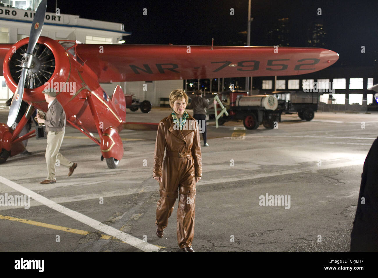 Hilary swank amelia earhart hi-res stock photography and images - Alamy