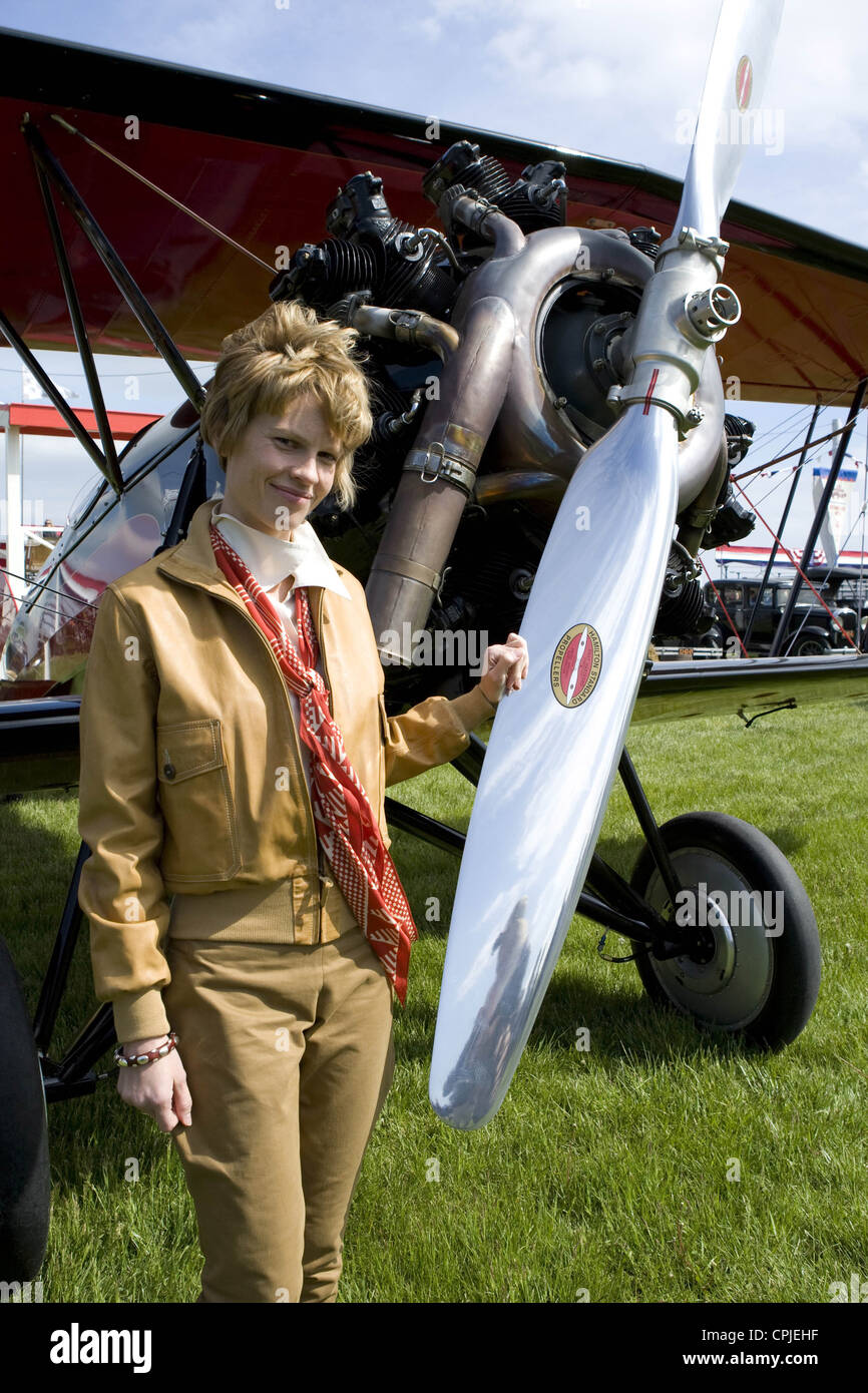 Hilary swank amelia earhart hi-res stock photography and images - Alamy